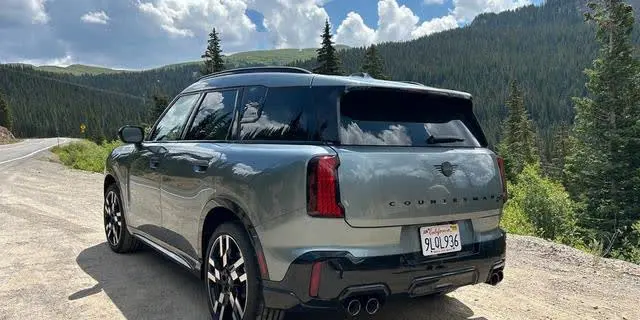 2025 款 Mini Countryman 始终越大越好