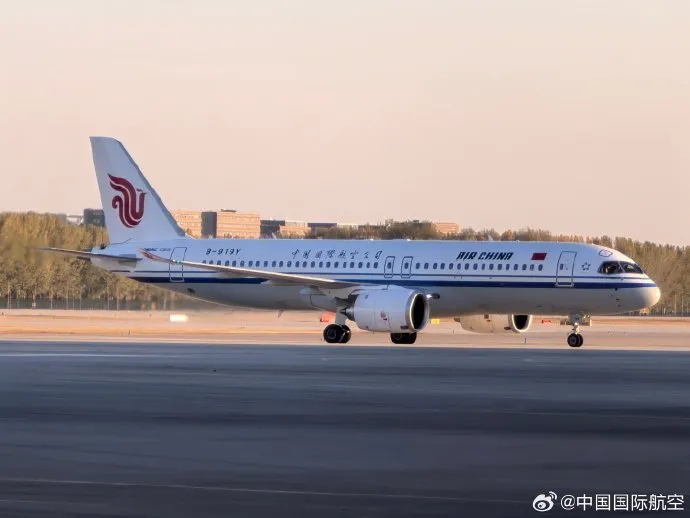 第二架C919飞机交付，今日已飞抵北京
