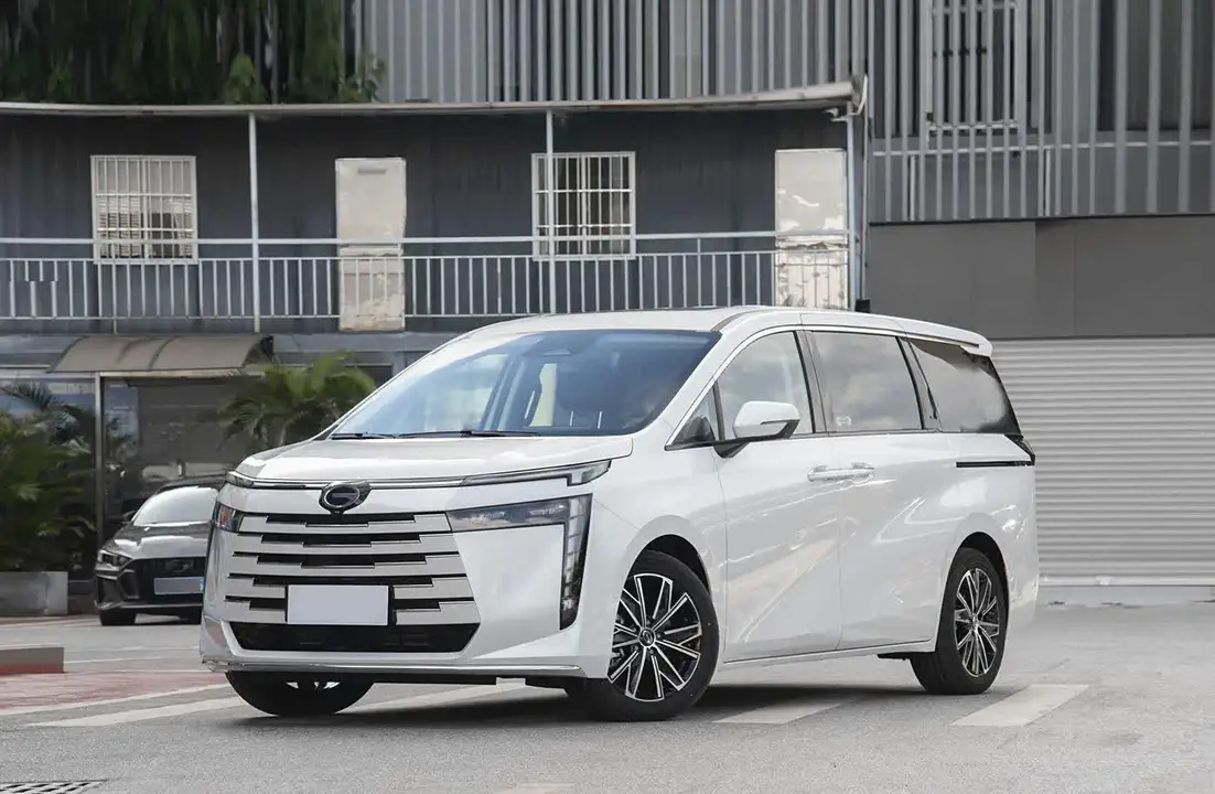 不到20万的混动中型MPV，传祺E8到底值不值得入手？