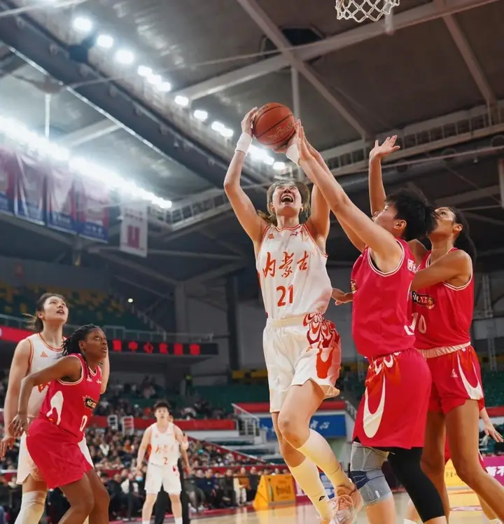 WCBA最新积分榜，福建首胜，四川夺冠无悬念，亚军预测是这支球队