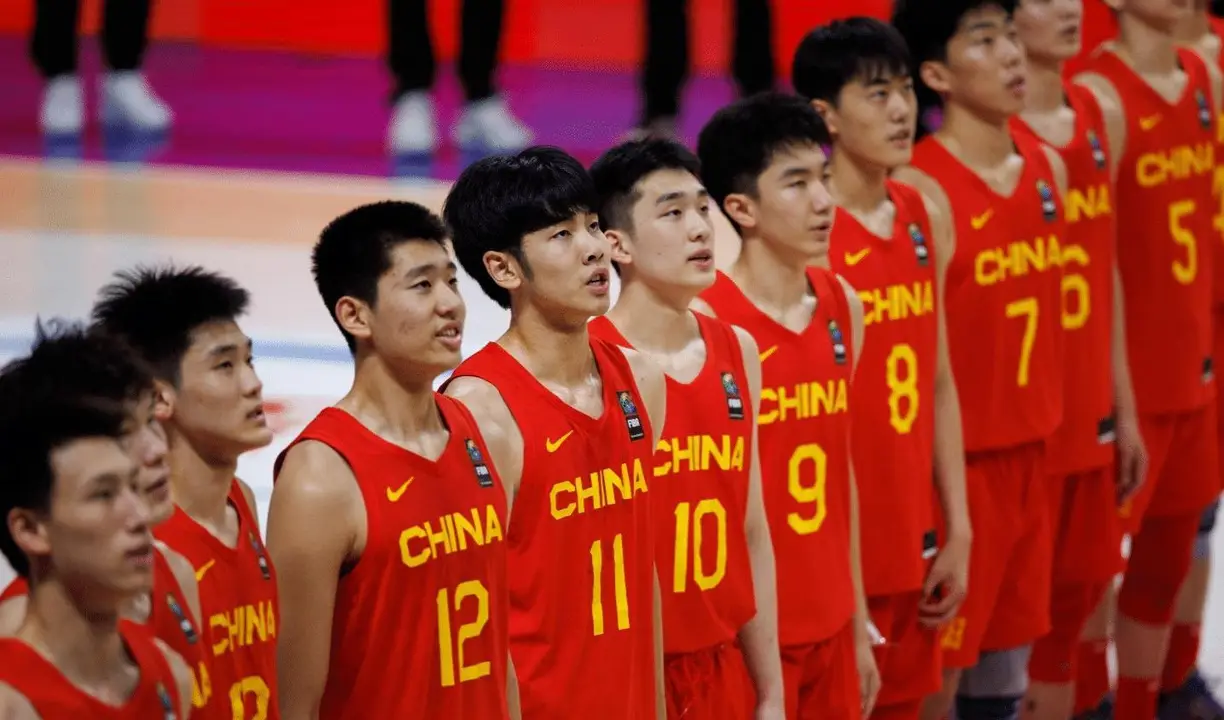 10年无缘决赛，中国U18男篮止步4强！双核伤病难忽视 4大弊病仍该批